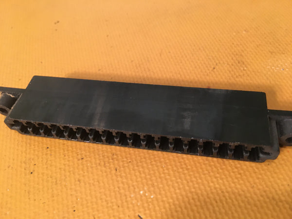 King Bendix 36 pin Dual Edge Connector, new. – G's Plane Stuff