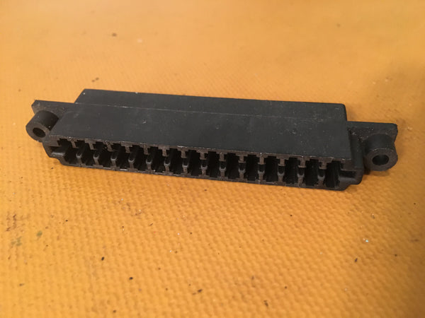 King Bendix 30 pin Dual Edge connector, new. – G's Plane Stuff