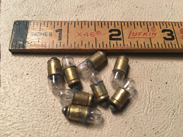 8 GE-334 lamp bulbs, 28volt, new. – G's Plane Stuff