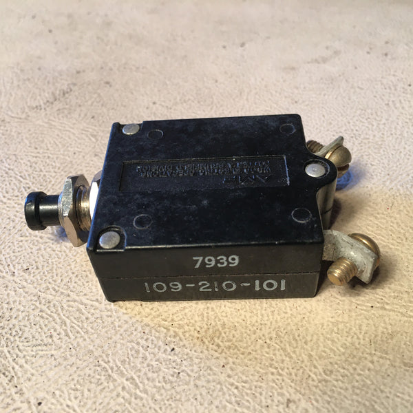 AMF Wood 10 Amp Circuit Breaker 109-210-101. – G's Plane Stuff